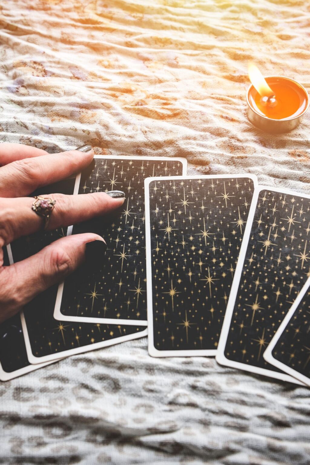78 Tarot Affirmations To Create Positive Change and Growth - Loren Runion